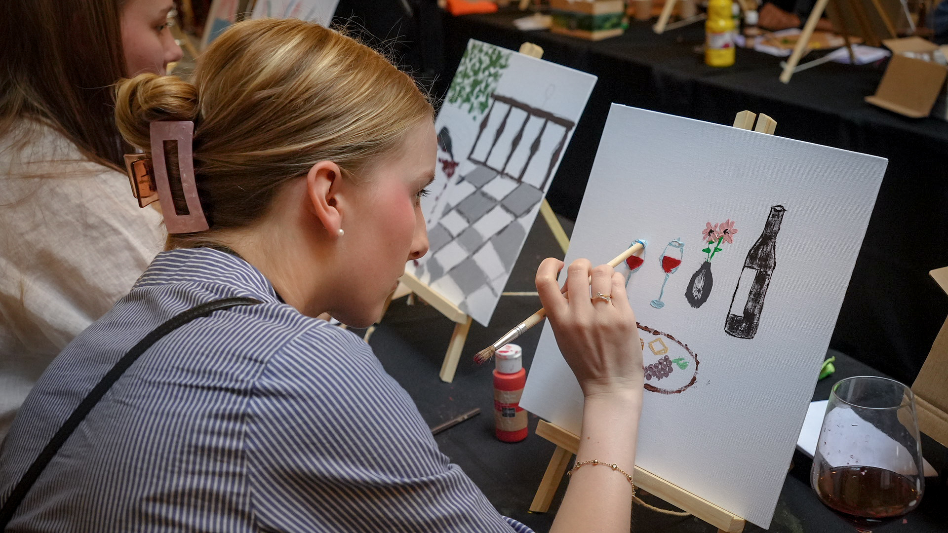 WHAT IS A PAINT & SIP ACTIVITY?
